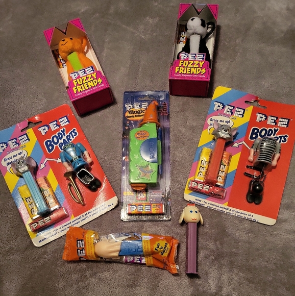 PEZ | Toys | Vintage Pez Dispensers Lot | Poshmark